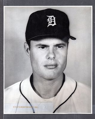 Dave Campbell TIGERS 7-1/2 x 9-1/4 UNSIGNED ORIGINAL B & W STAFF PHOTO ...