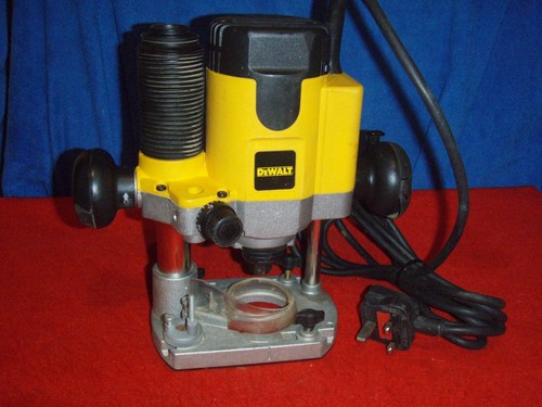 Dewalt, Plunge Router, DW621-GB02, 240v, 1100w, 5 Speed. 1/4", | eBay UK