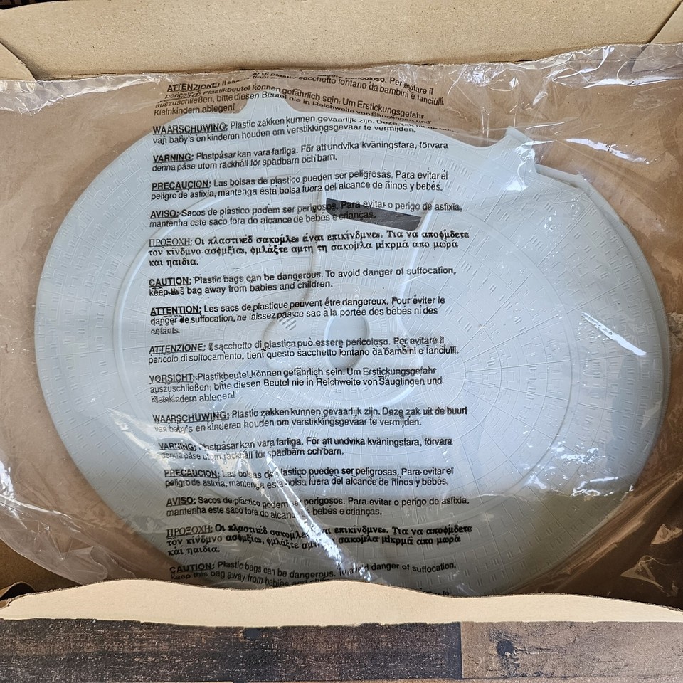 AMT ERTL model kit 1988 Star Trek Next Generation USS Enterprise 6619 ...