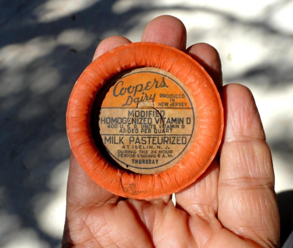 early Coopers Dairy MILK BOTTLE POG/Cap Iselin, New Jersey nj | eBay