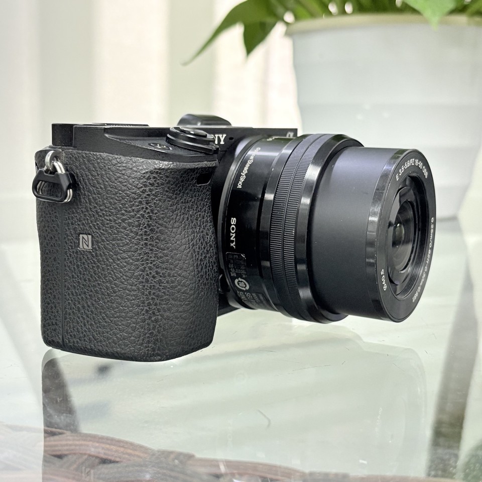 Sony Alpha a6300 Mirrorless Digital Camera 16-50mm Lens W/Charger Black ...