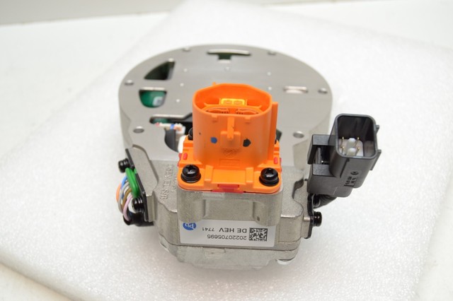 97728-G5000 OEM Kia Niro (HEV) Inverter Kit End Cap and Plug only for ...