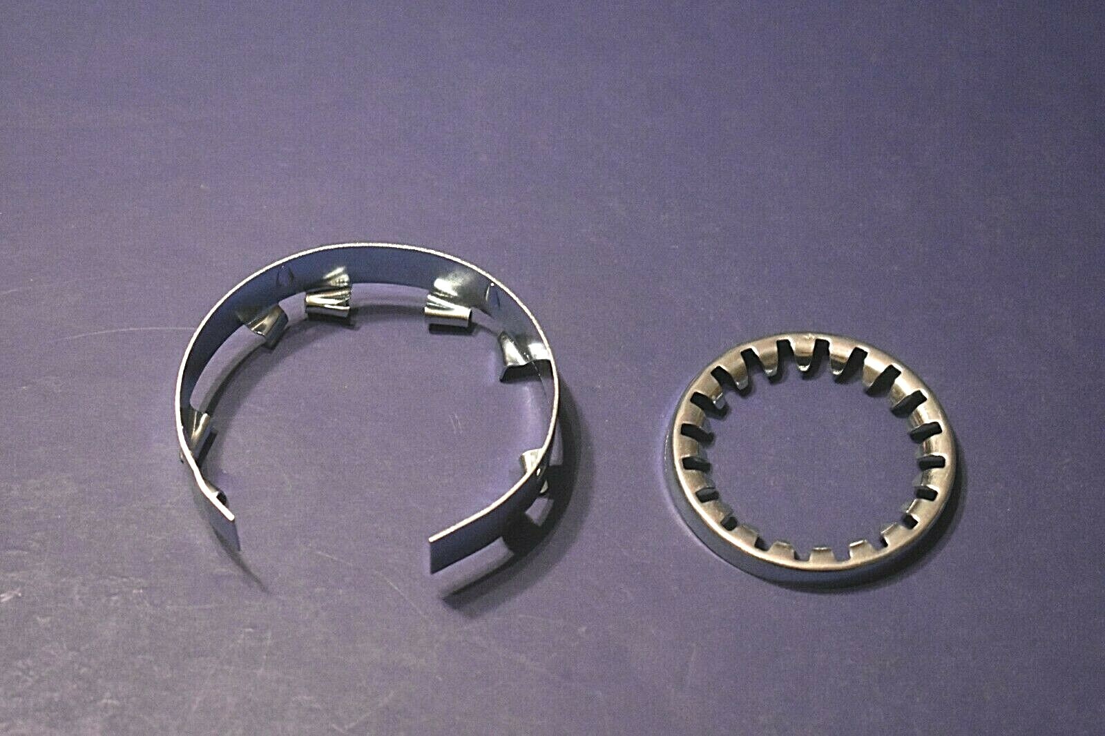 Spare Tire Lock Cylinder Housing Retainer & Lock Ring Chevy GMC Truck ...