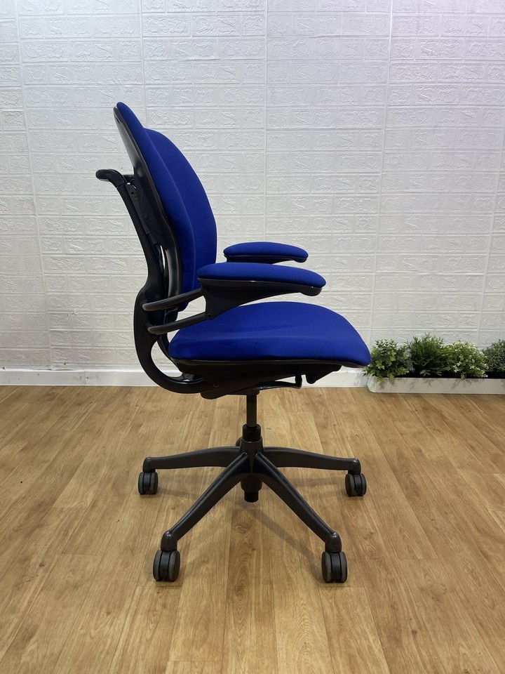 Humanscale Freedom Office Chair In Blue Fabric - RRP£1100+ - UK ...