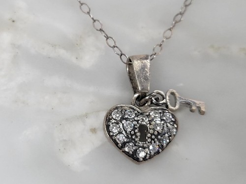 Sterling Silver Heart Lock And Key Chain Necklace 18" ~ 2.1 g~ 7-I815 ...