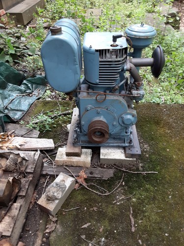Vintage Wisconsin Engine AHH with crank and manuals - Runs! | eBay