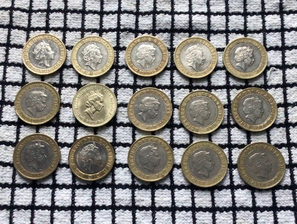 15 Scarce UK £2 Coins Britannia Kitchener Fire of London Magna Carta ...