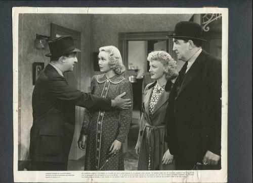 JANE WYMAN AS BLONDE DETECTIVE - 1939 TORCHY BLANE... PLAYING WITH ...