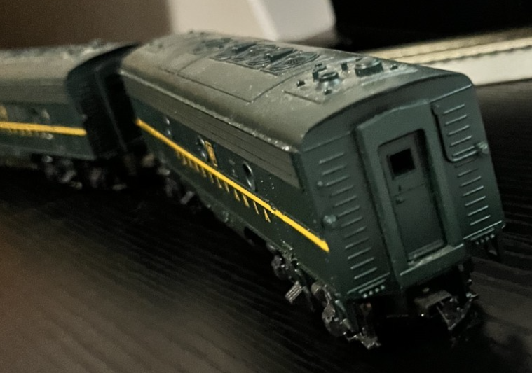 TYCO Mantua Pennsylvania Diesel F Series Locomotive w/dummy HO Train | eBay