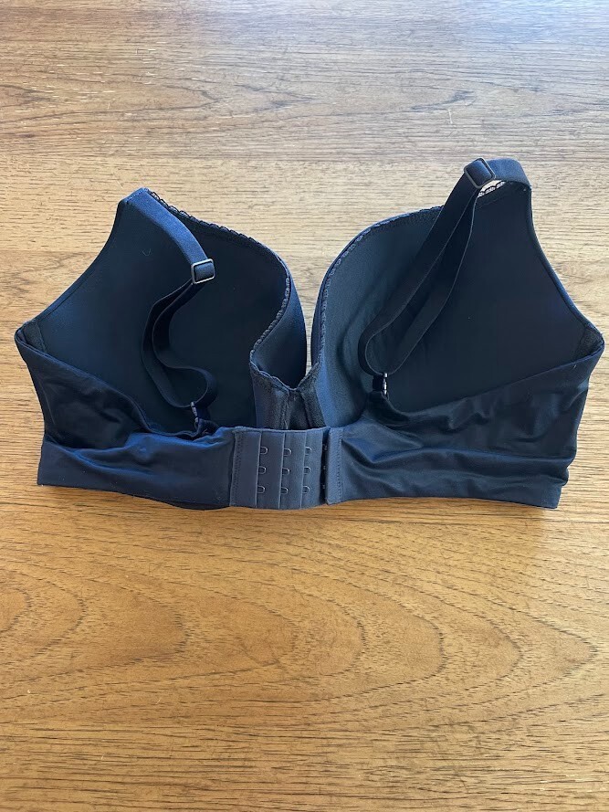 Victoria's Secret Noir Navy Blue 36D Body By Victoria Perfect Shape ...