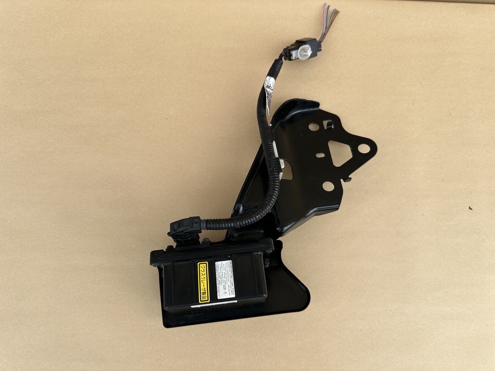 2004-2006 Lexus LS430 Laser Radar Cruise Control Distance Sensor 88210 ...