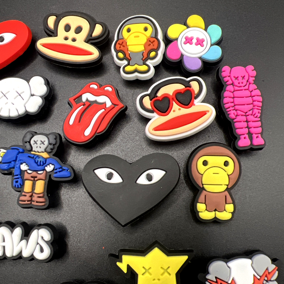 31 Piece set KAWS x Jibbitz Crocs Set of Charms Pop Culture Fashion Art ...
