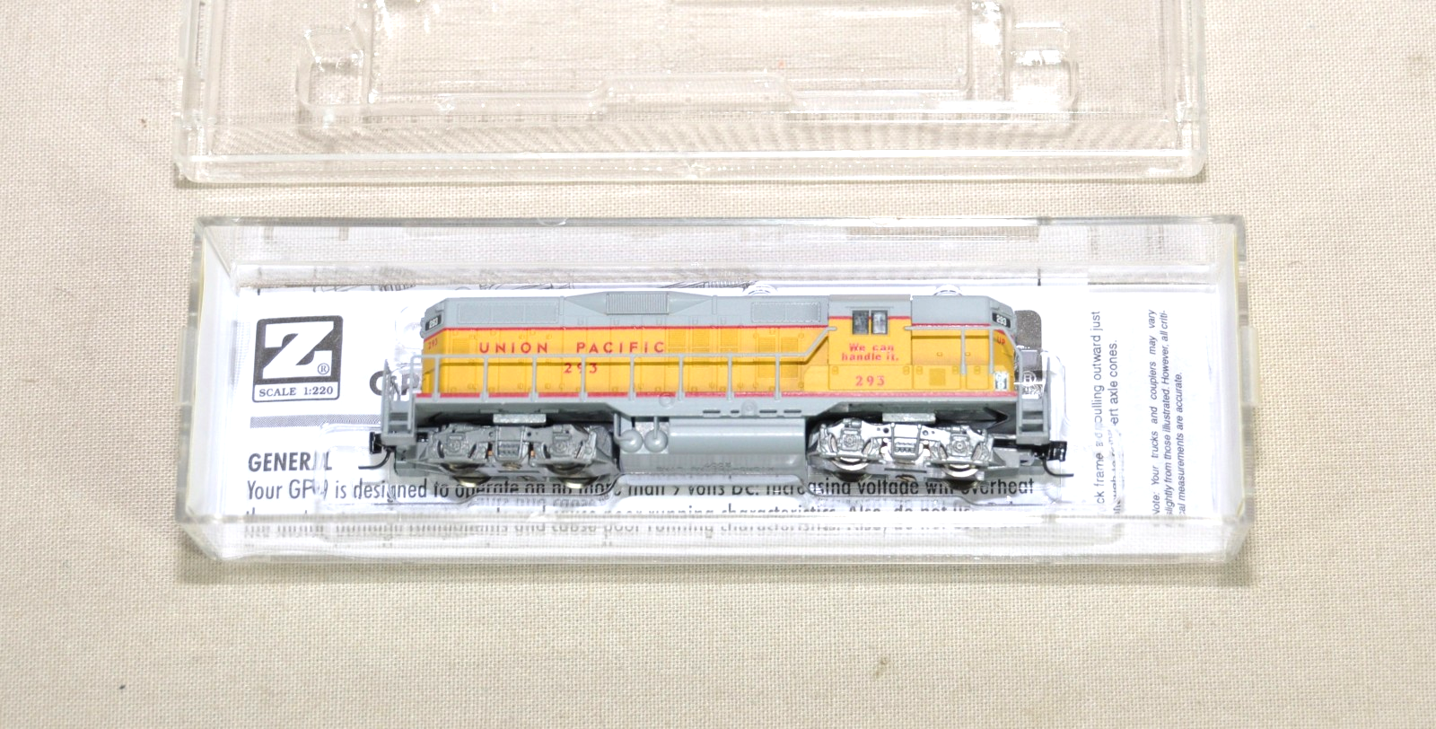 Z Scale MicroTrains Union Pacific GP 9 Powered Locomotive #293 NOS | eBay