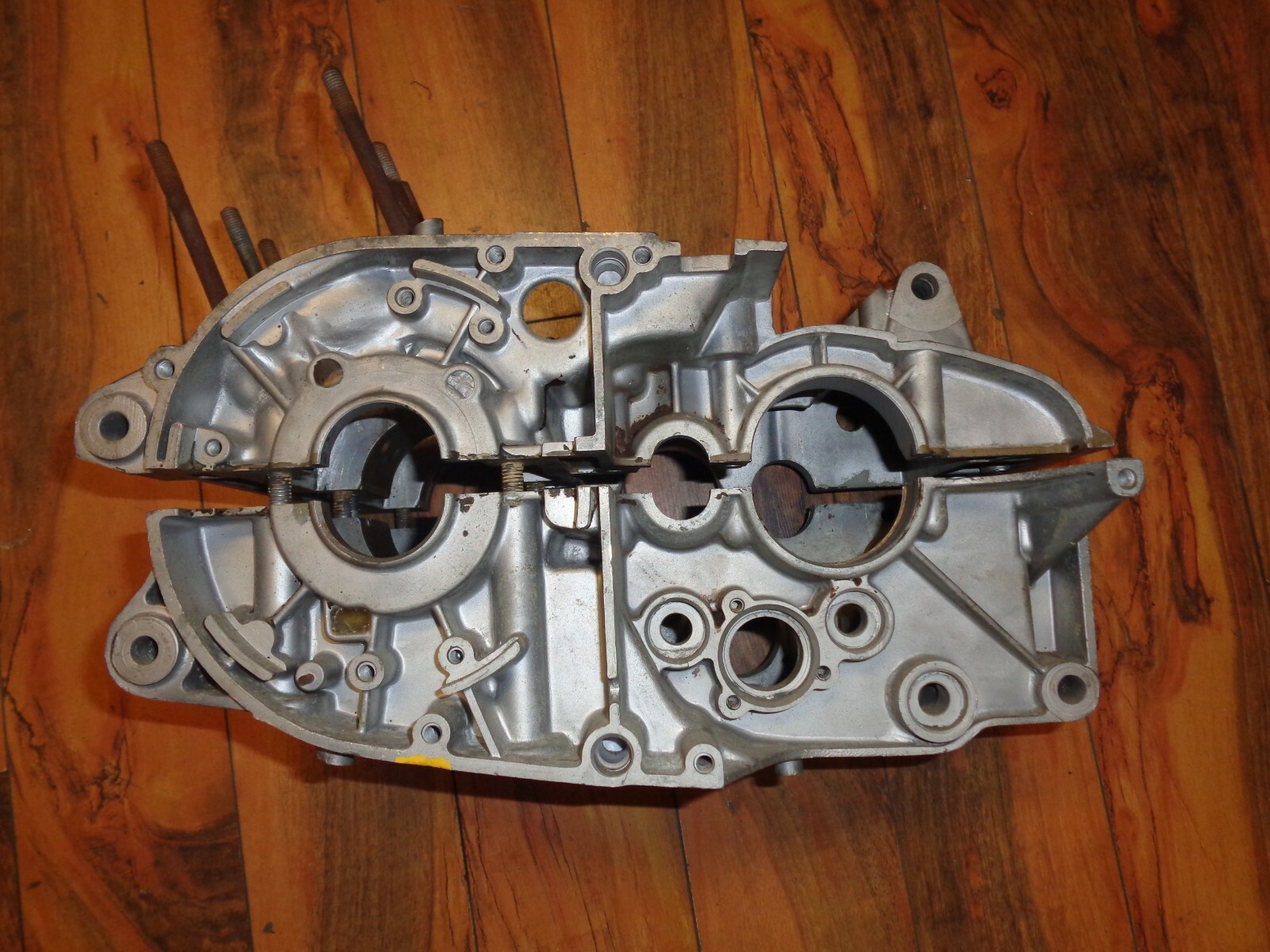 1971 YAMAHA R5B 350CC ENGINE CASES / CRANK CASES | eBay