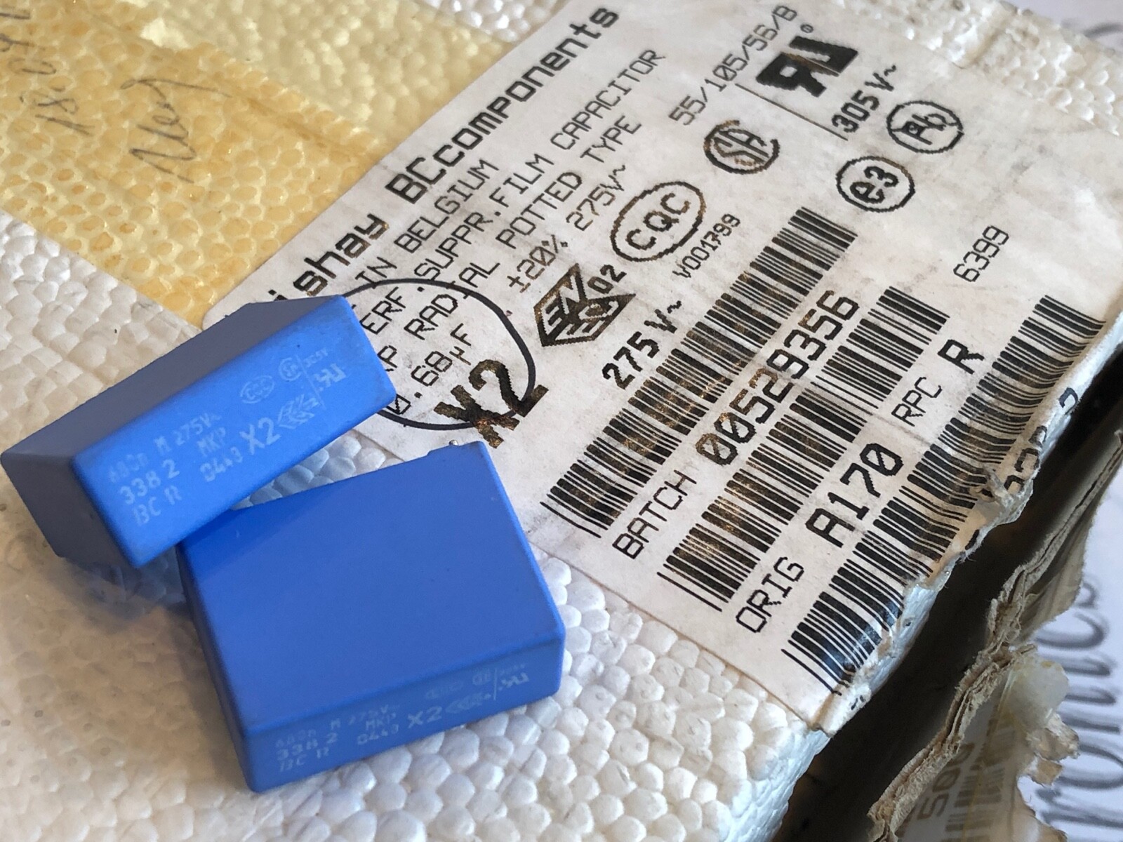 2x MKP 338 2 Vishay BComponents 0.68uF 680nF 275V 20% Radial Potted ...