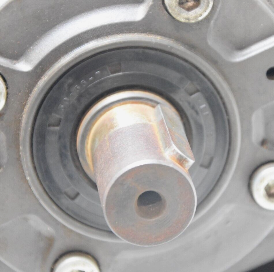 General Pump GP TS1021 T Series 47 Piston Pump 3000 PSI Alkota Pressure ...