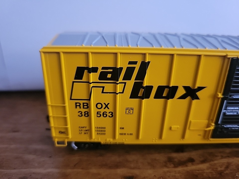 Athearn Railbox 50' FMC Box Car | eBay