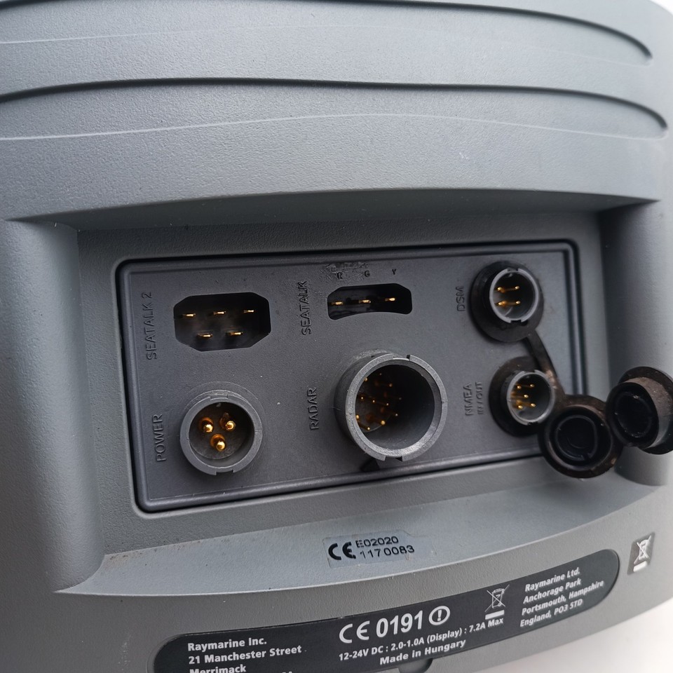 Raymarine C80 Chartplotter GPS Fishfinder Radar 8.4 LCD Display MFD E02020 Sonar | eBay