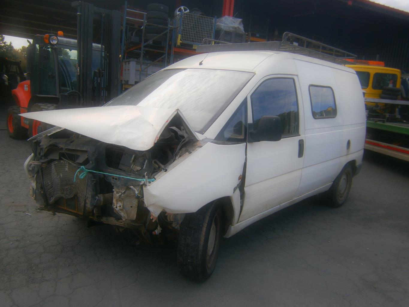 Poignee porte avant droit PEUGEOT EXPERT 1 PHASE 1 1.9 TD - 8V TURBO /R ...