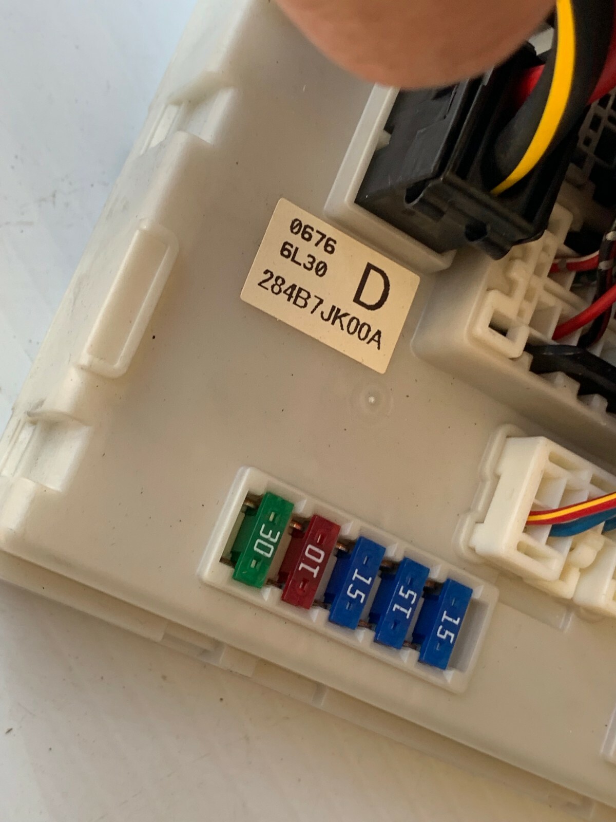 2007 - 2012 Infiniti G35 G37 Fuse Box Body Control Module Unit ...