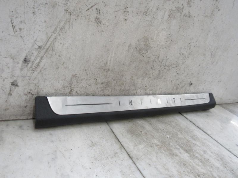 2003-2007 Infiniti FX35 RH Front Outer Scuff Plate OEM 76894-CG000 | eBay