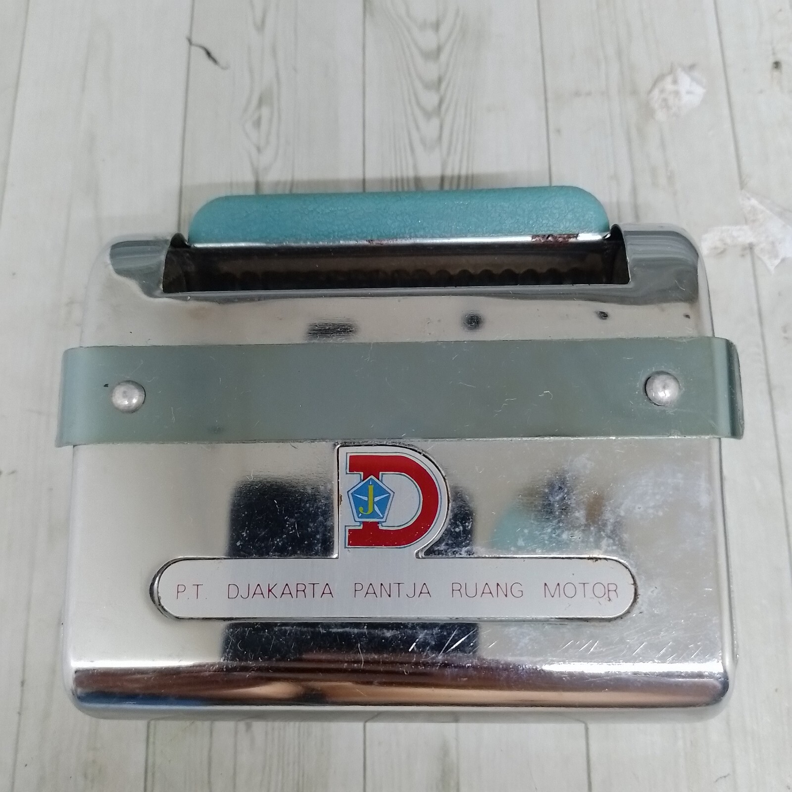Vintage 2Pcs Ashtray Fits For Universal Car Type Interior Parts NOS | eBay