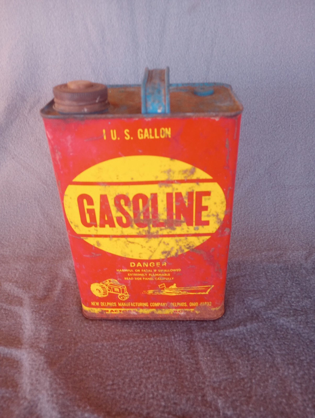 Vintage/Collectable Tin Gas can 1 Gallon - All original parts print and ...