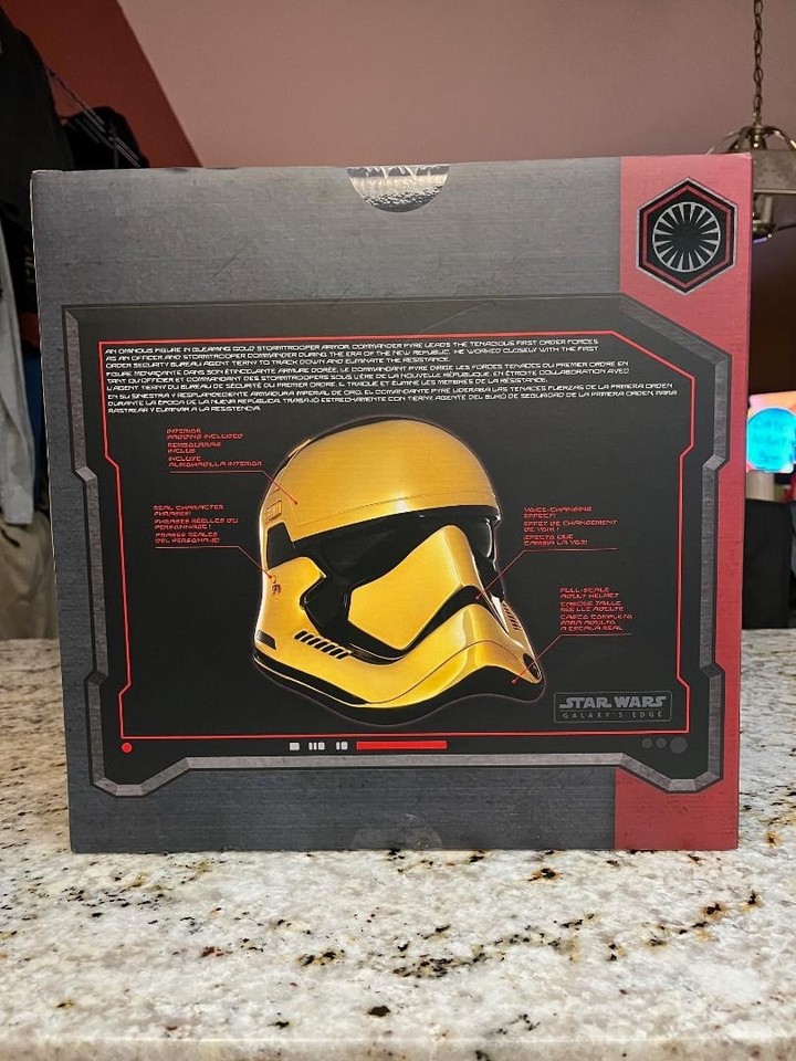NEW Commander Pyre Gold Stormtrooper Helmet Sith Star Wars Galaxys Edge ...