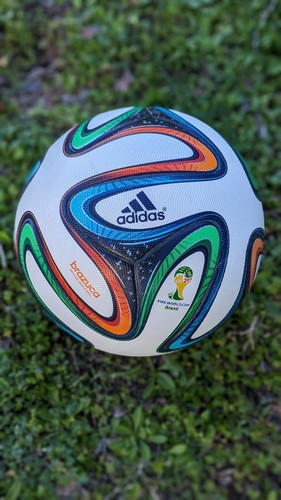adidas brazuca OFFICIAL MATCH BALL FIFA WORLD CUP Brasil 2014 Size 5 ...