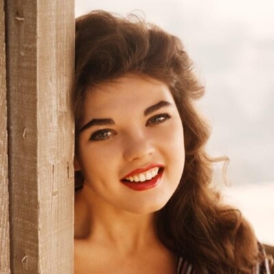 Susie Scott 10 Different 4x6 Super Glossy Images Photo Collection | eBay