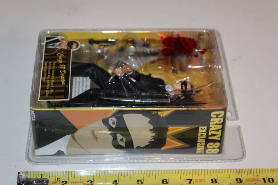 SEALED Kill Bill Figure Crazy 88 Fighter 2004 BLOOD SPRAYING Tarantino ...