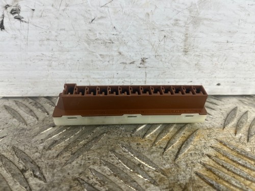 2015 MERCEDES CLA-CLASS C117 MISCELLANEOUS RELAY 2 A0009820012 | eBay UK