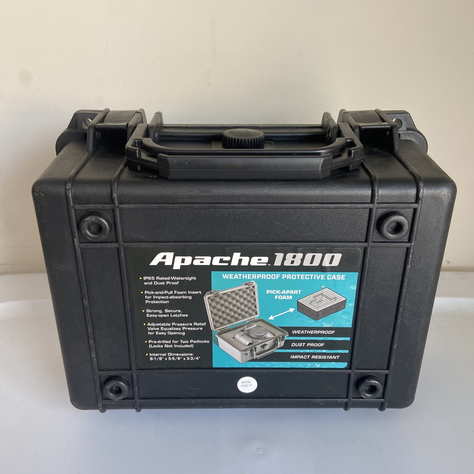 APACHE 1800 Weatherproof Protective Case For Guns, Cameras, Electronics ...
