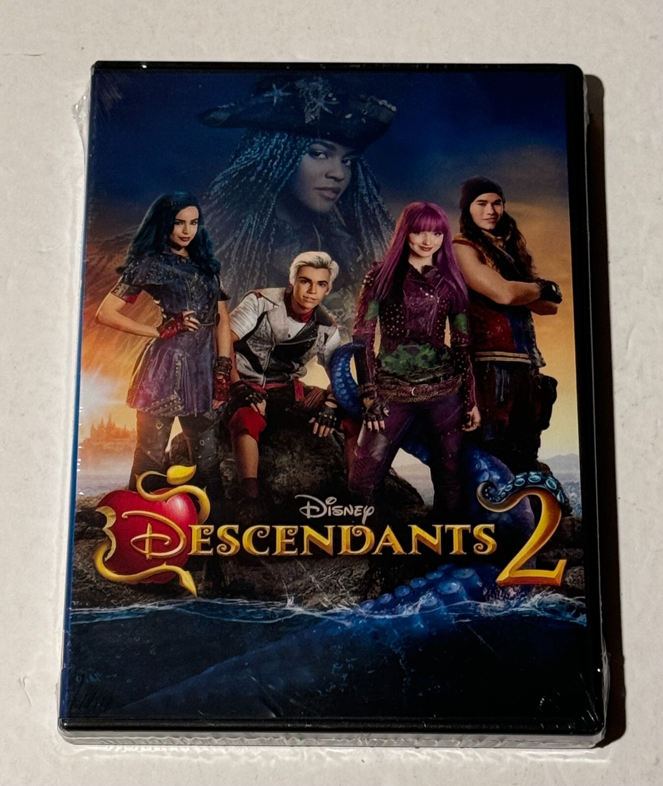 Walt Disney's Descendants 2 (DVD, 2017, Widescreen) Dove Cameron, Sofia ...