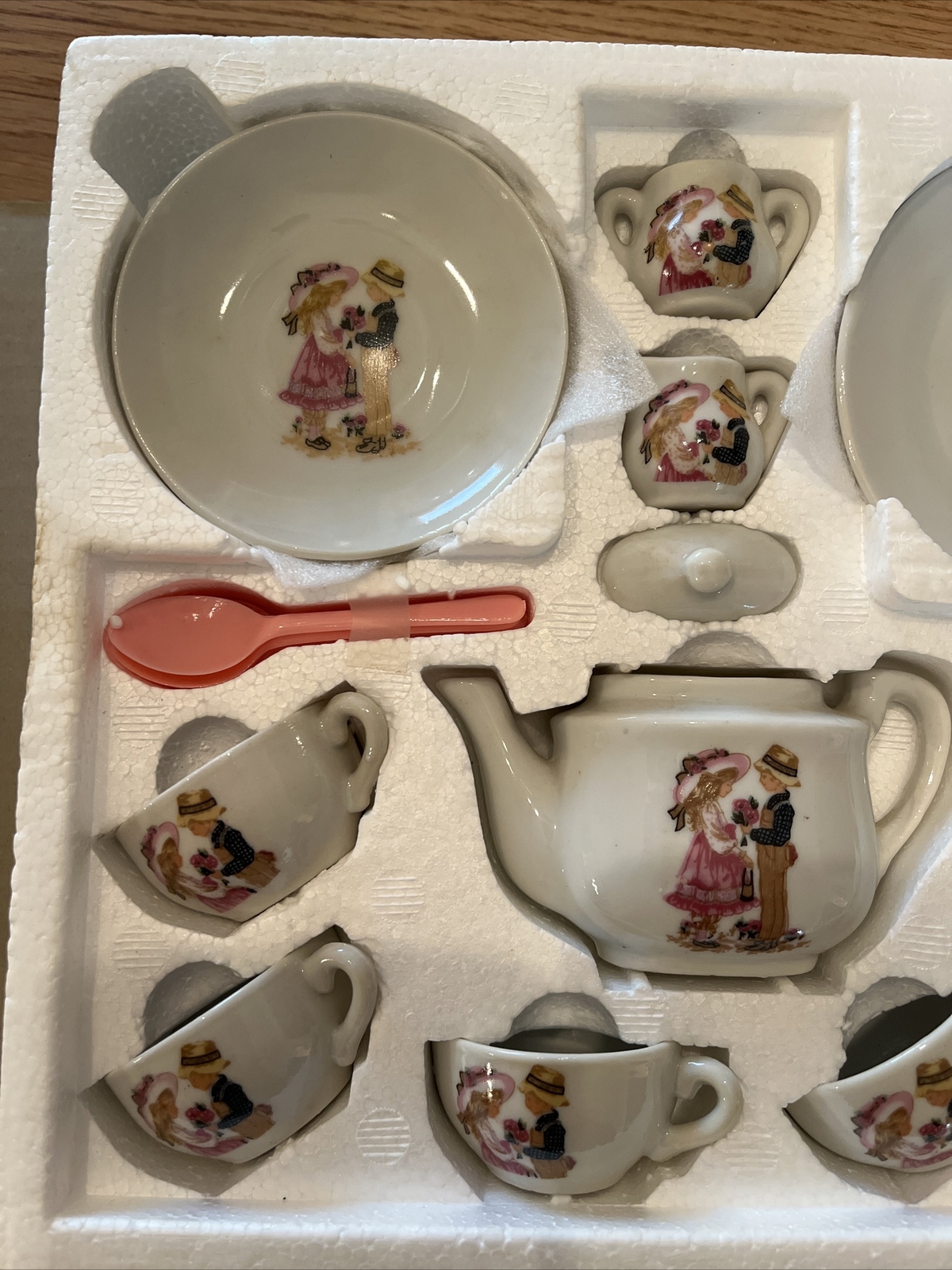 VINTAGE SEARS 28 PIECE CHILD'S CHINA TEA SET/BOX/SUNNY BUNCH/ NEW!! | eBay