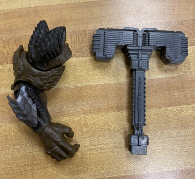 Marvel Legends Avengers Cull Obsidian Right Arm and Hammer / Weapon BAF ...