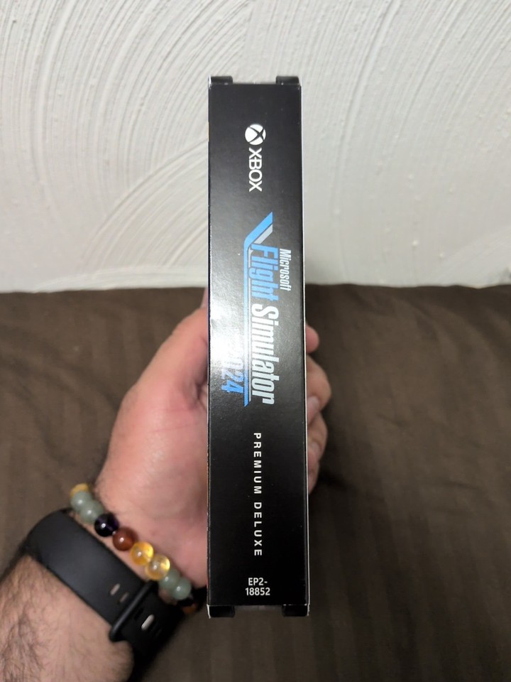 Microsoft Flight Simulator 2024: Premium Deluxe (Code in Box)(Xbox ...