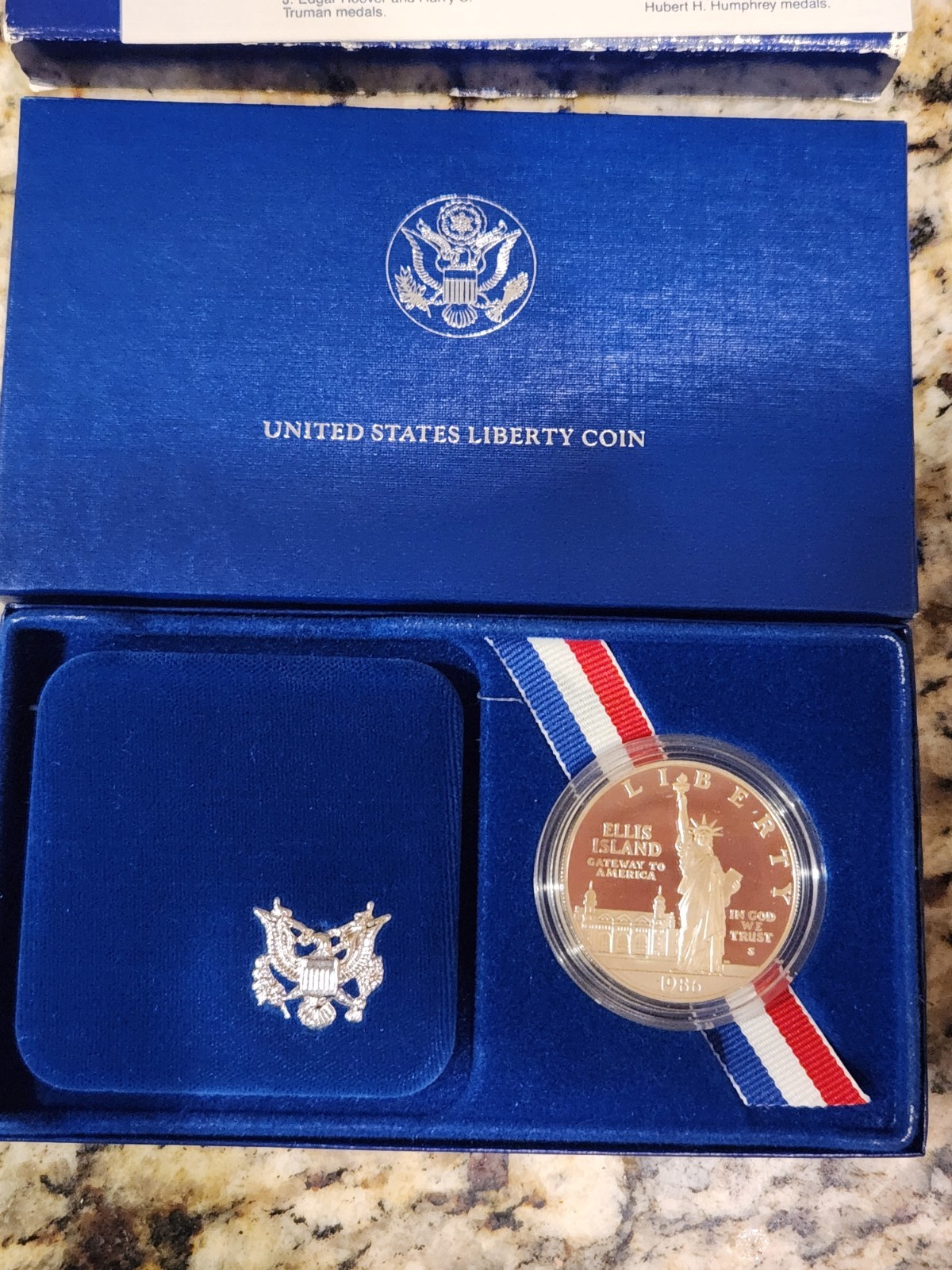 1986 US Mint Ellis Island Proof Silver Dollar Coin Box COA Statue of ...