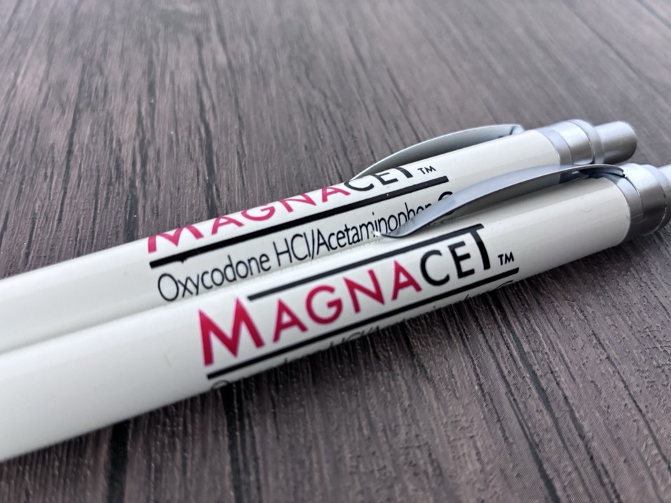 Magnacet Drug Rep Pens Oxycodone Pharmaceutical Promo Advertising Merch ...