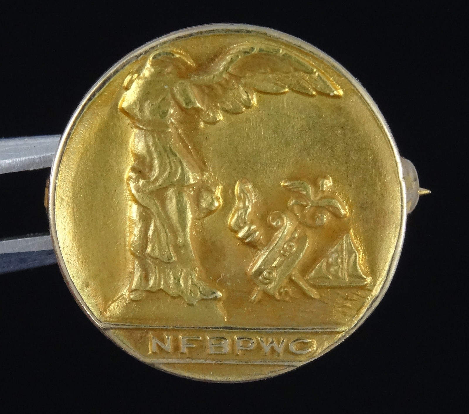 SOLID 14K GOLD NATIONAL FEDERATION of BUSINESS & PROFESSIONAL WOMEN'S ...