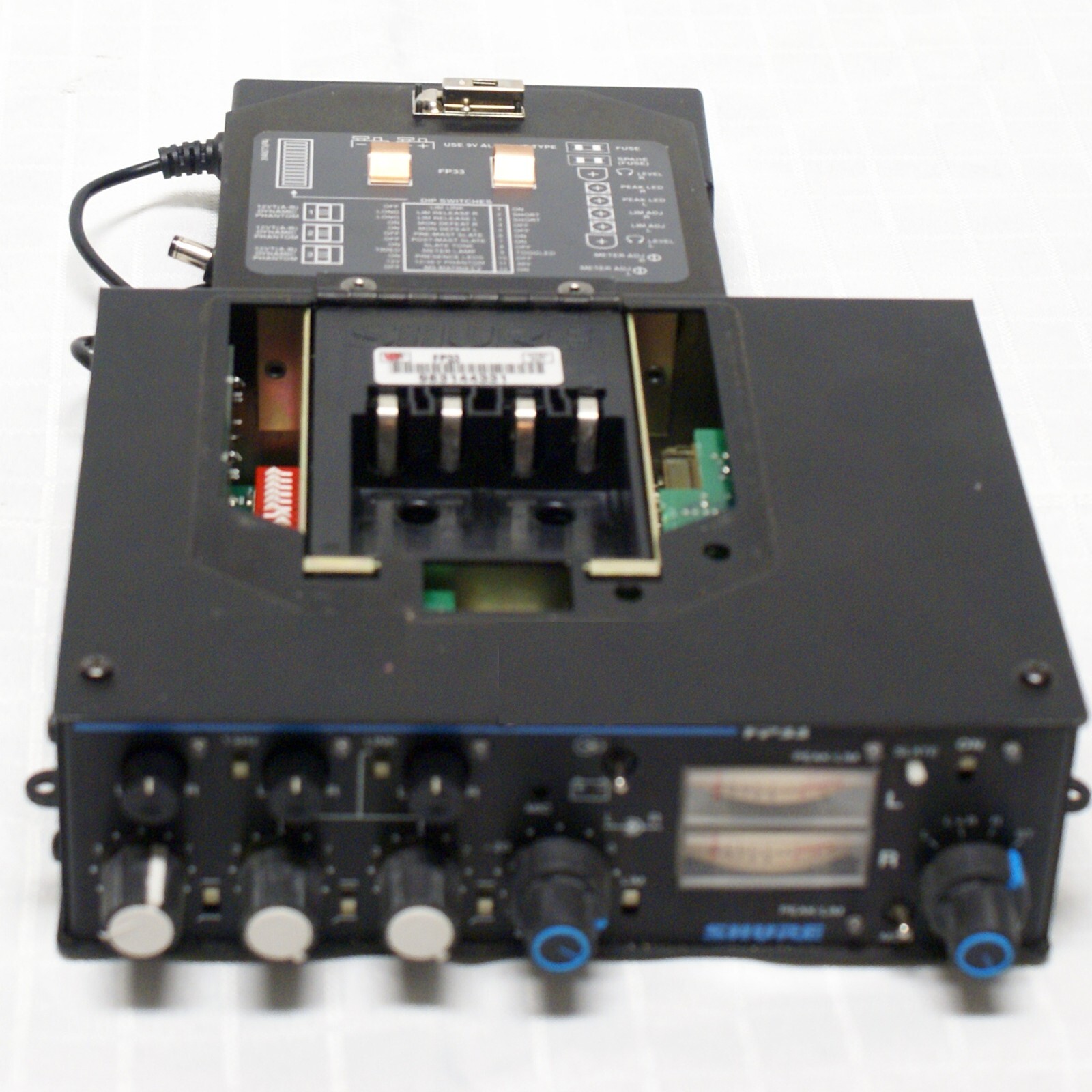 Shure FP33 3-Channel Stereo Portable Audio Field Mixer Pro Broadcast ...