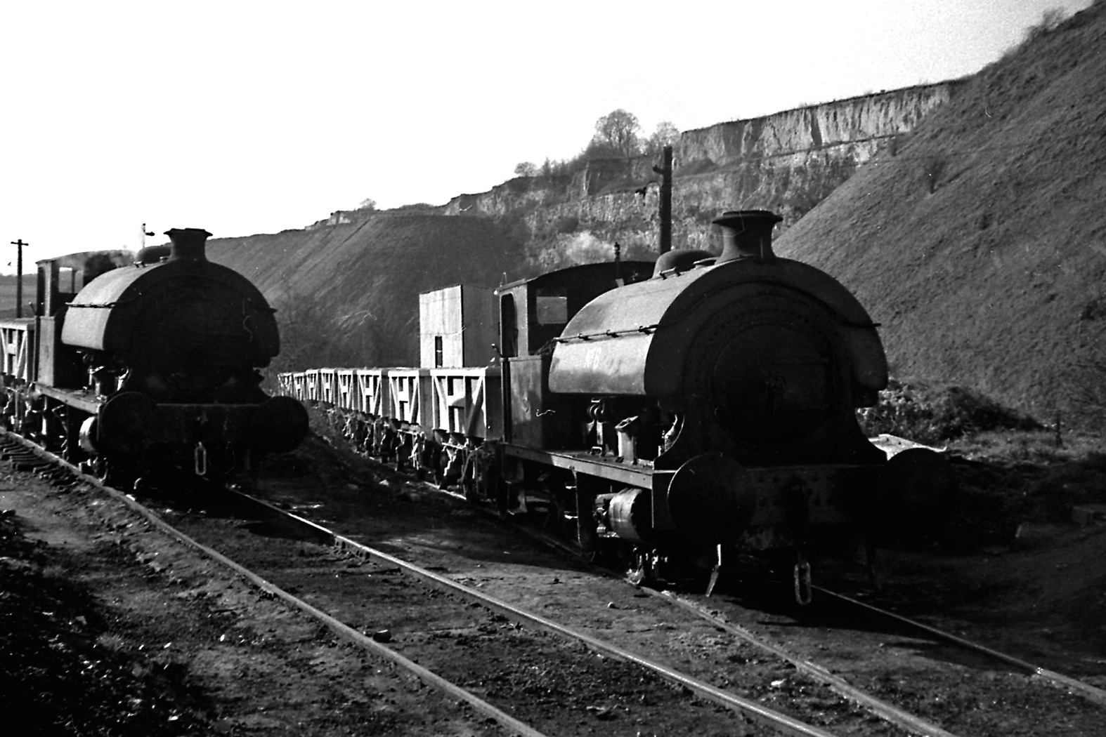 Swanscombe Quarry Steam loco No.4 & 6 1969 Rail Photo d | eBay UK