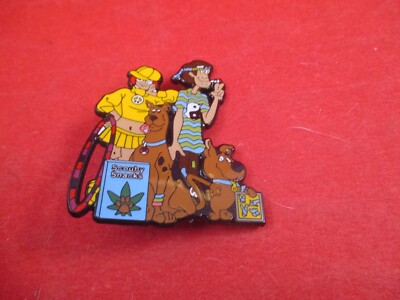 Scooby-Doo Shaggy Velma Scrappy Doo Weed Pot Novelty Pin Pinback | eBay