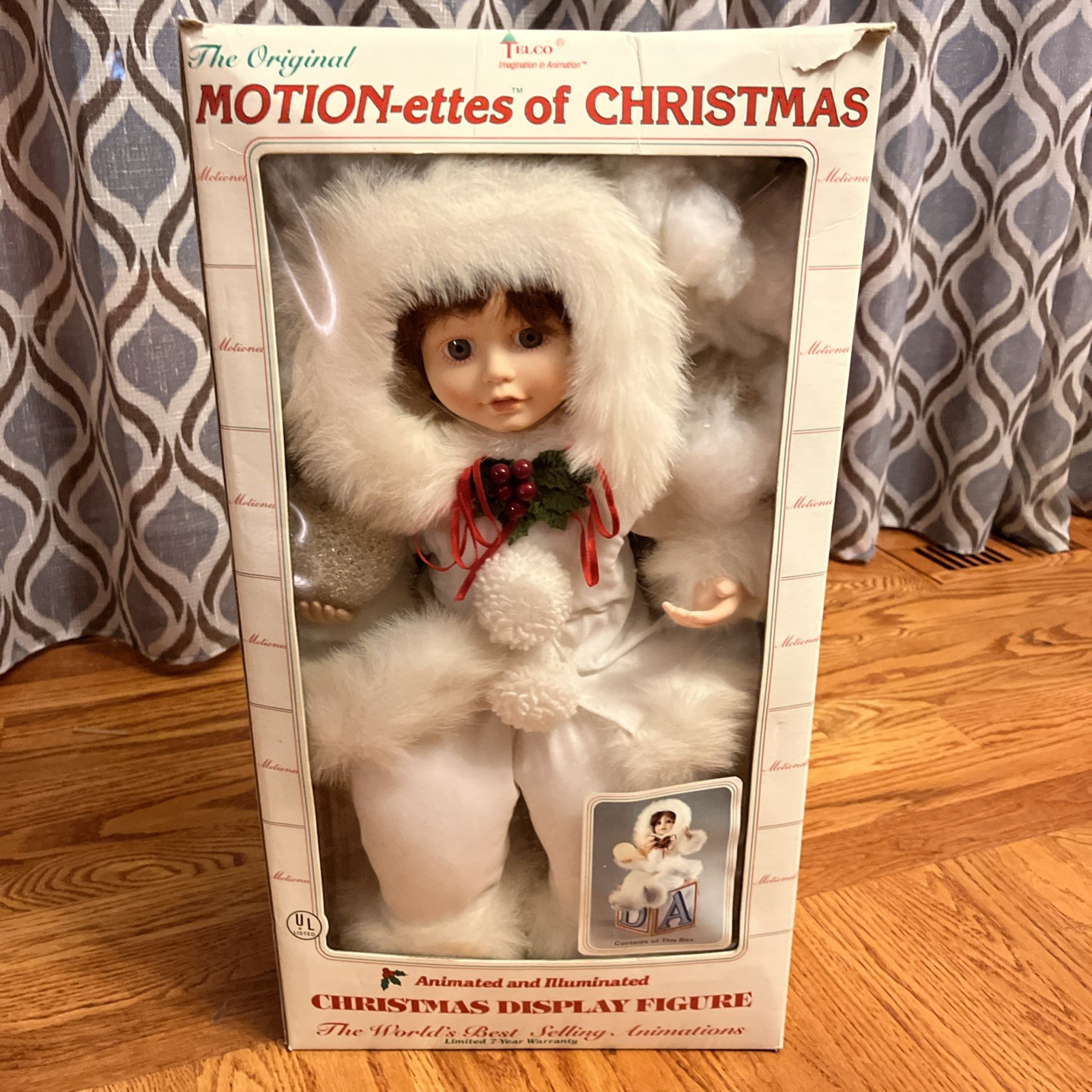 Telco Motion-Ettes of Christmas Eskimo Girl Animated and Illuminated ...