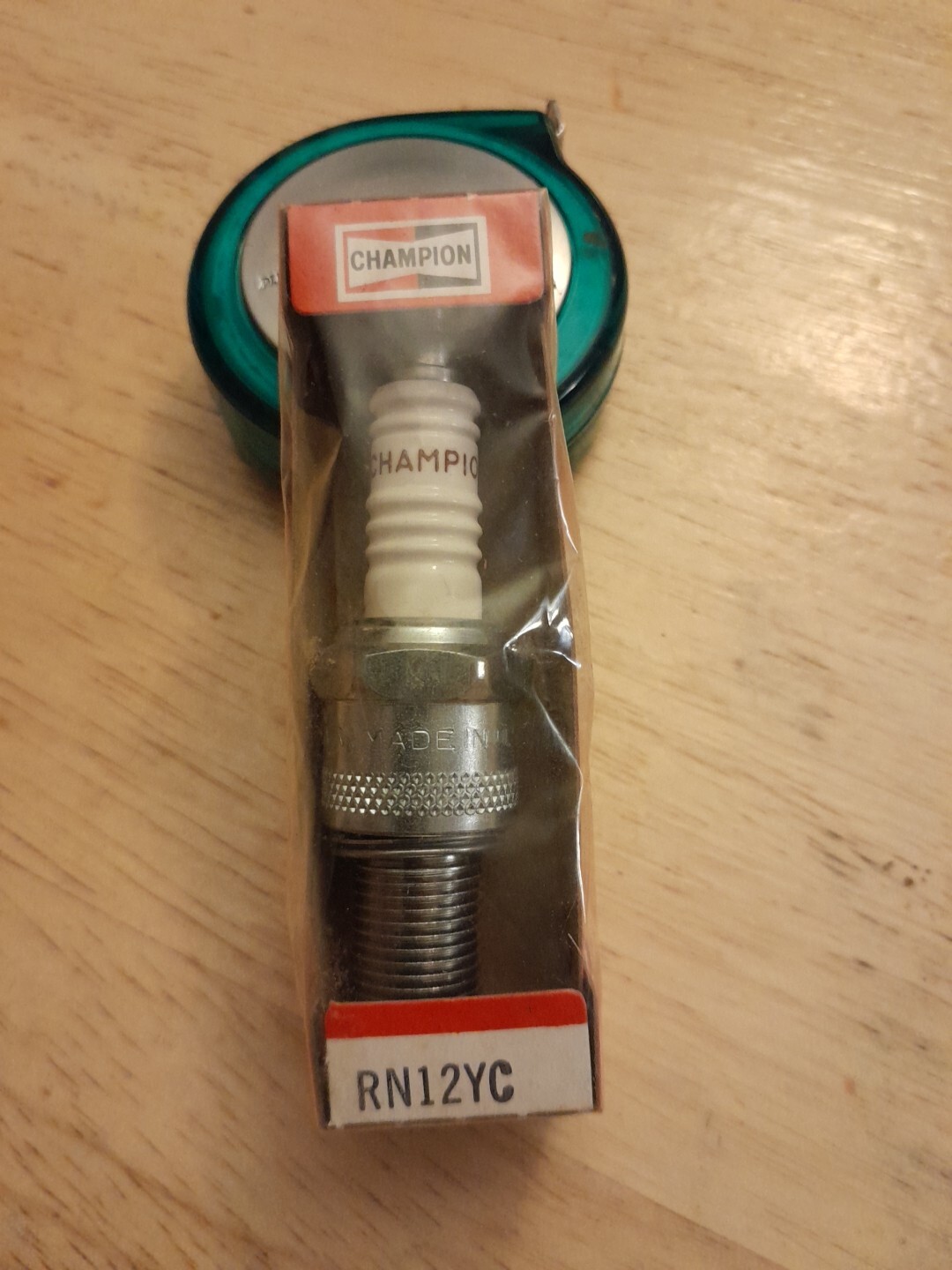 Champion RN12YC - Alternative spark plugs