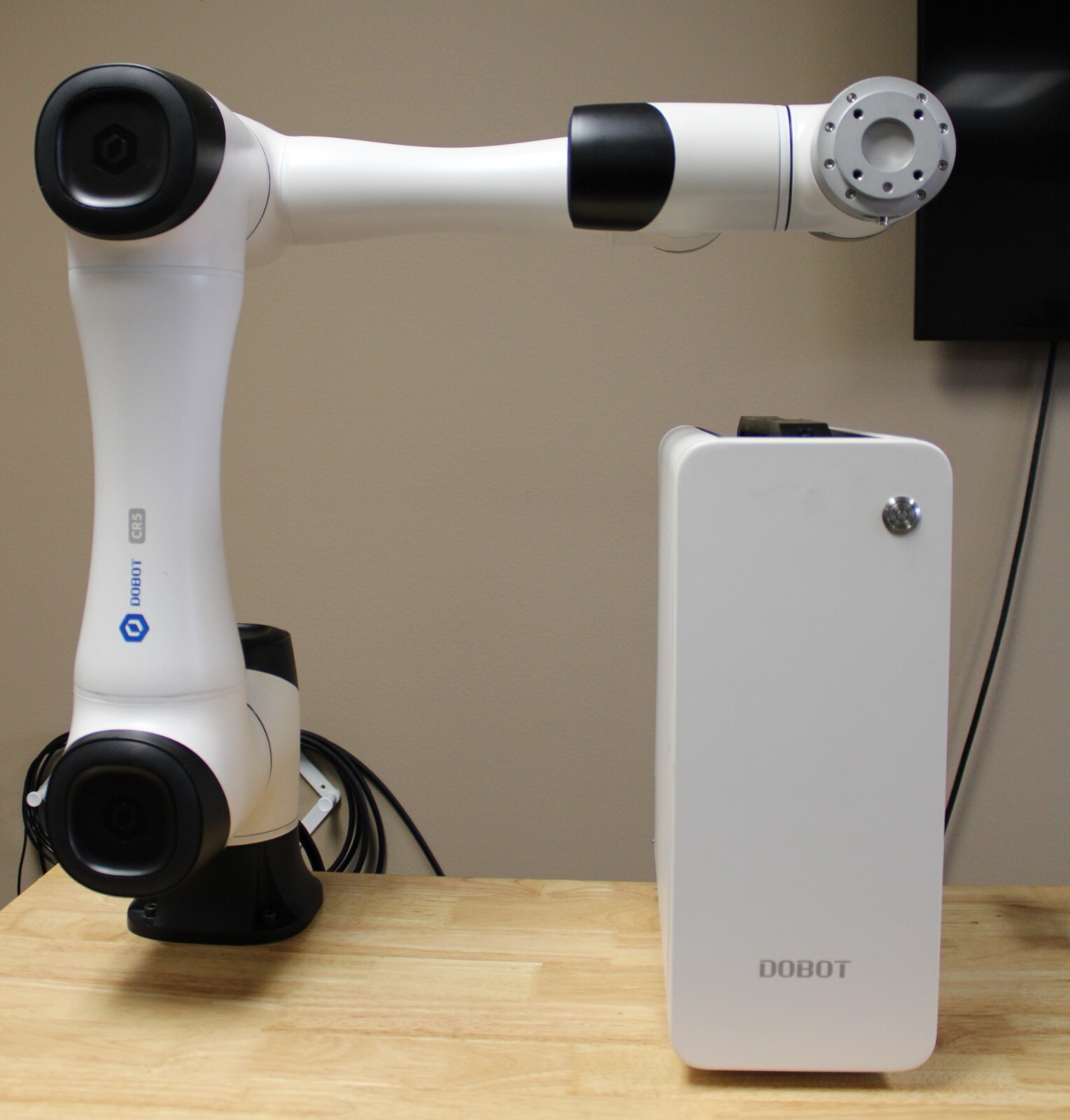 Dobot Collaborative Robot Arm CR5 - DEMO UNIT | eBay