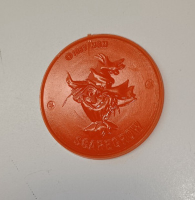 1967 MGM The Wizard of Oz The Scarecrow Orange Plastic Token Coin | eBay