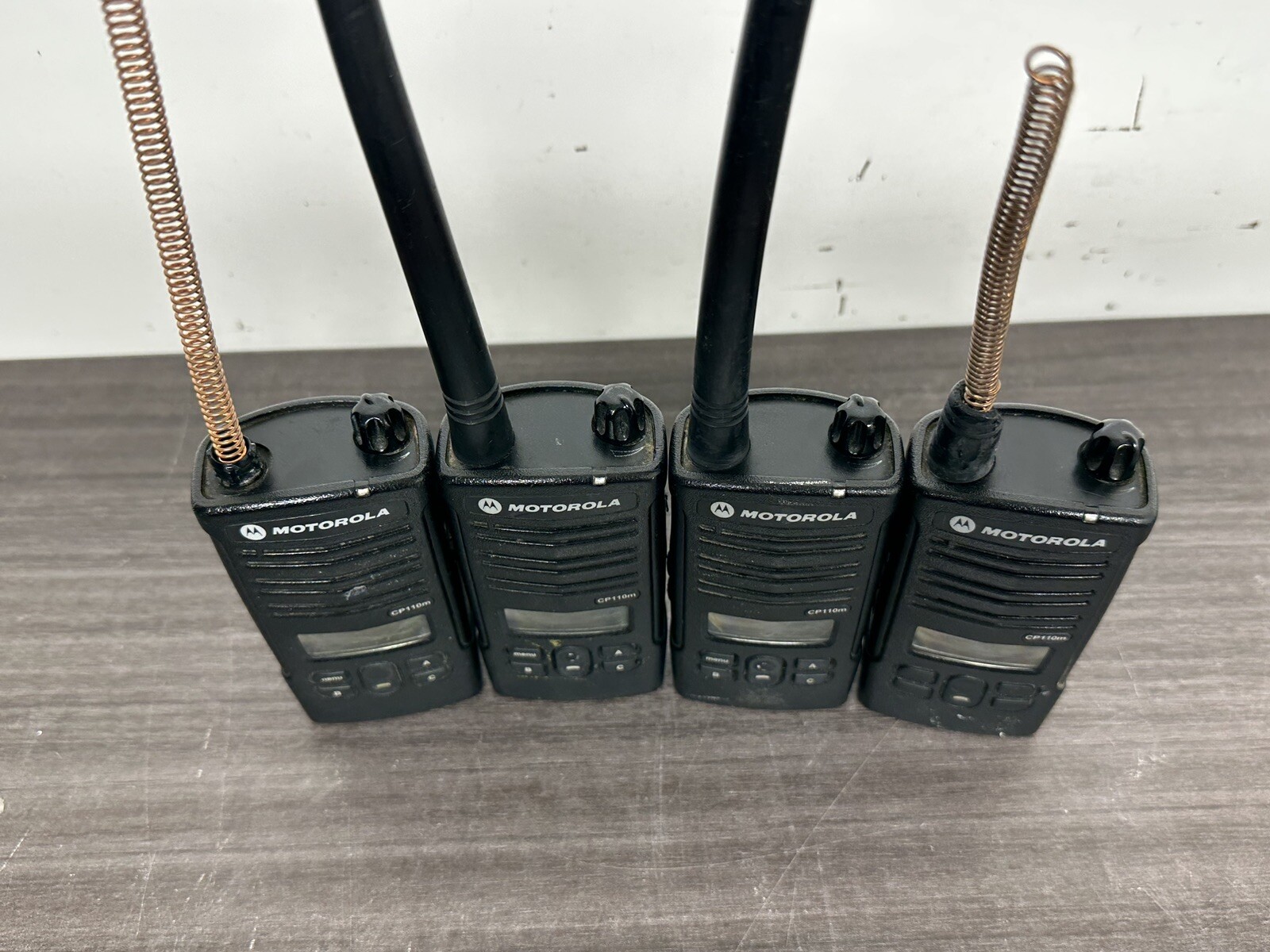 Lot Of 4 Motorola CP110m w/Display Two Way Radios - G58 | eBay