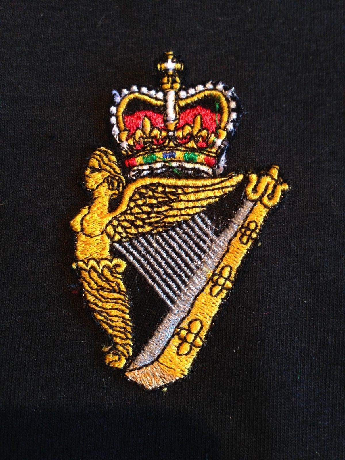 Royal Irish Regiment - embroidered logo t-shirt | eBay UK