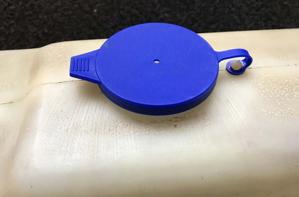VOLVO 240 245 windshield washer tank container bottle cap lid cover ...